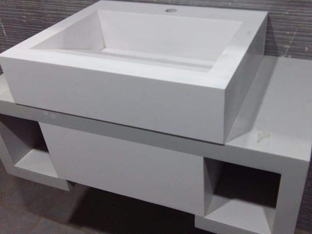 Kitchen Benchtops & Splashbacks | Stone Tops Solid Surface